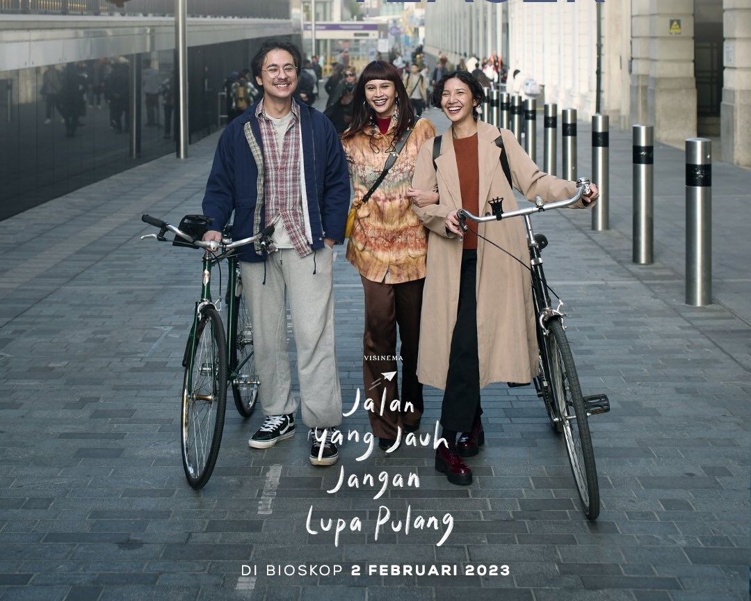 Review Jalan yang Jauh, Jangan Lupa Pulang: Mencari Arti Rumah di Perantauan - Meta Mata Blog