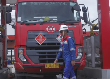 Pertamina Mau Impor BBM dari Amerika? Ini Dia Alasan di Baliknya!
