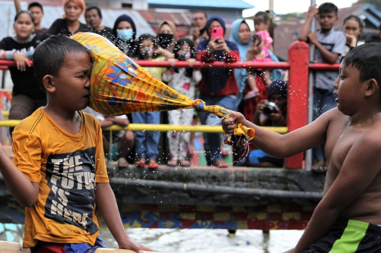 Gak Cuma Balap Karung! Ini 10 Ide Lomba 17 Agustus Anti Mainstream Buat Anak Remaja