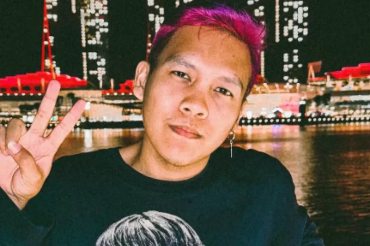 Siapa Arxyad Sam Albanjari? Ini Sosok yang Viral Terseret Isu Whip Pink ...