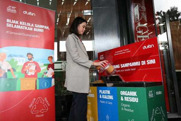Foto: Ajak Masyarakat Bijak Kelola Sampah, Generali Indonesia Gandeng ... Foto: Ajak Masyarakat Bijak Kelola Sampah, Generali Indonesia Gandeng ...