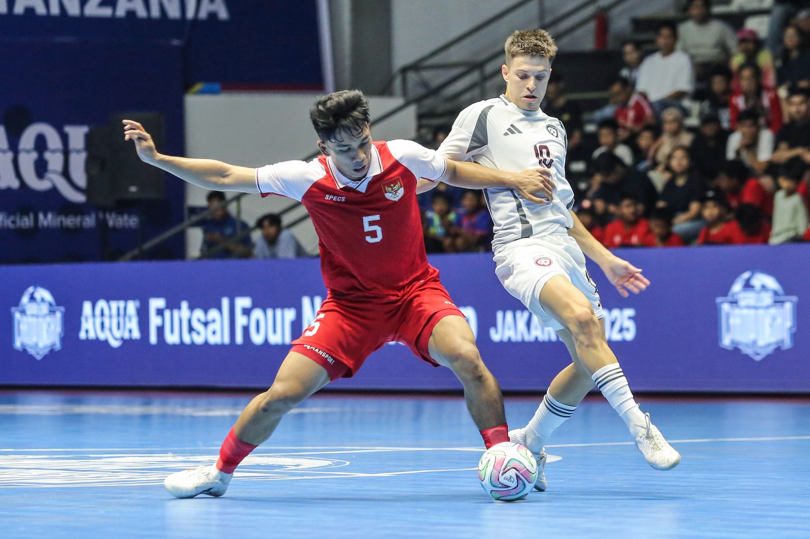 Foto: Timnas futsal Indonesia melawan Latvia - Berita Hari Ini dari Jakarta dan Daerah seluruh ...