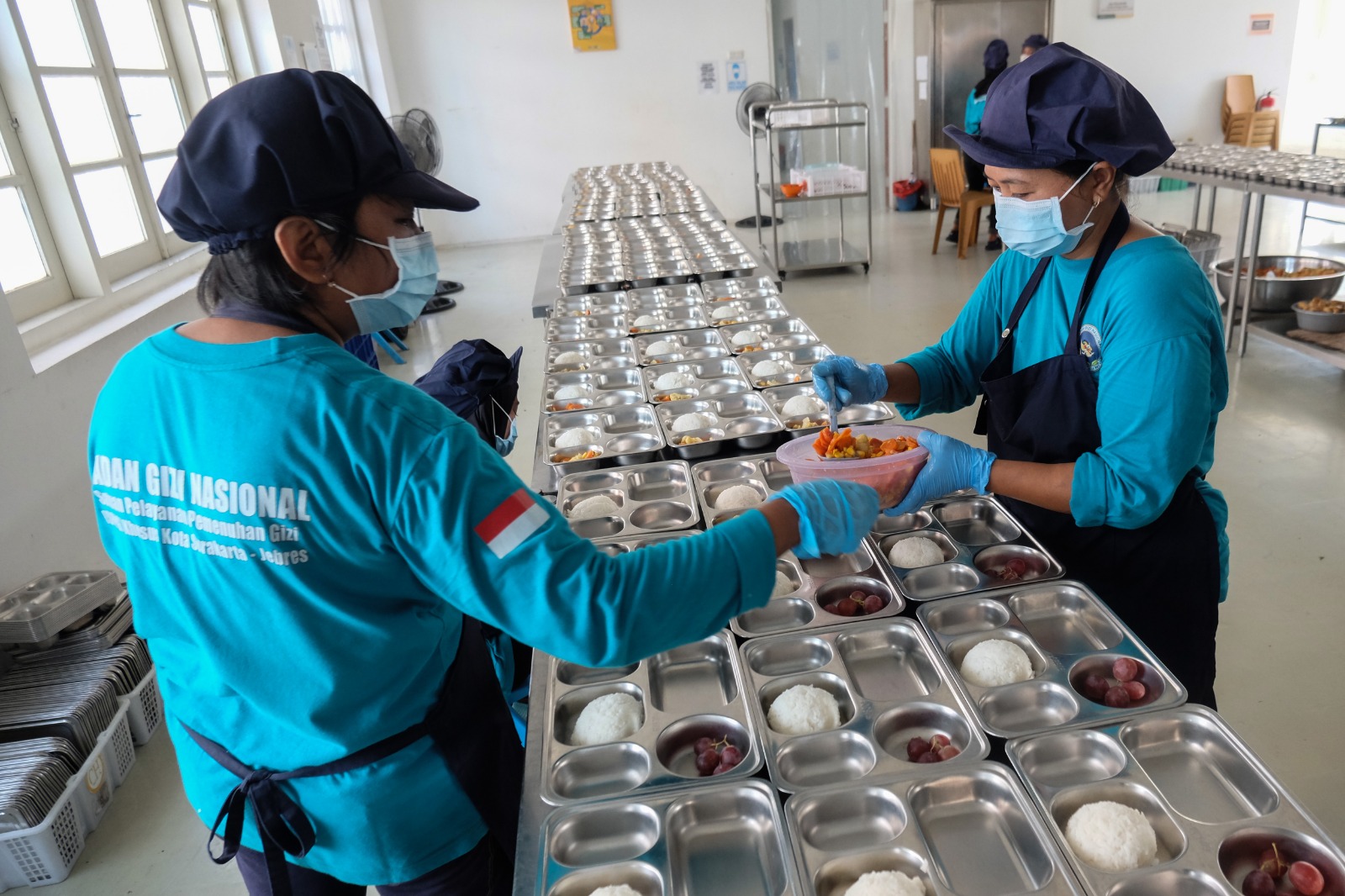 Foto: Sertifikat Laik Higiene Sanitasi SPPG - Berita Hari Ini dari ...