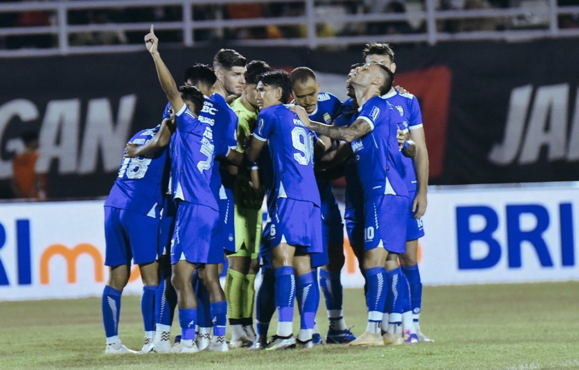 Persib Kalahkan Bali United 2-1, Kokoh di Puncak Klasemen Liga 1 2024-2025