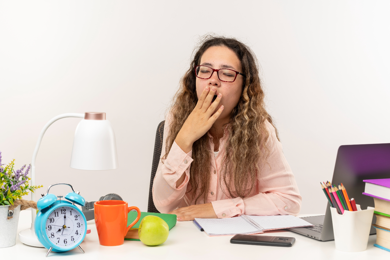 Sering Ngantuk Padahal Cukup Tidur? 5 Penyebab Ini Ternyata Jadi Biang ... Sering Ngantuk Padahal Cukup Tidur? 5 Penyebab Ini Ternyata Jadi Biang ...