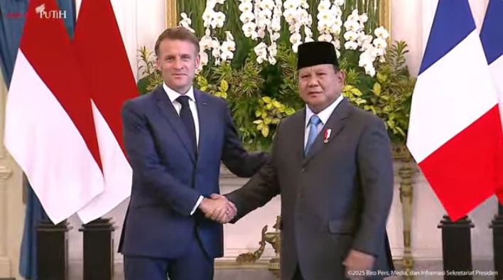 Presiden Prabowo Menyambut Presiden Prancis Emmanuel Macron di Istana Merdeka
