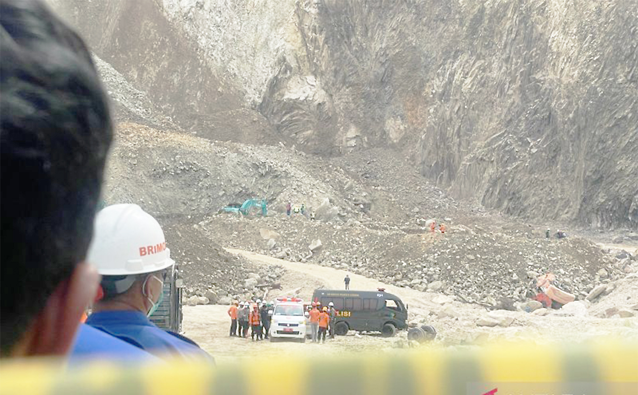 Ini Daftar 19 Korban Tewas Longsor di Gunung Kuda yang Berhasil Dievakuasi Tim Gabungan