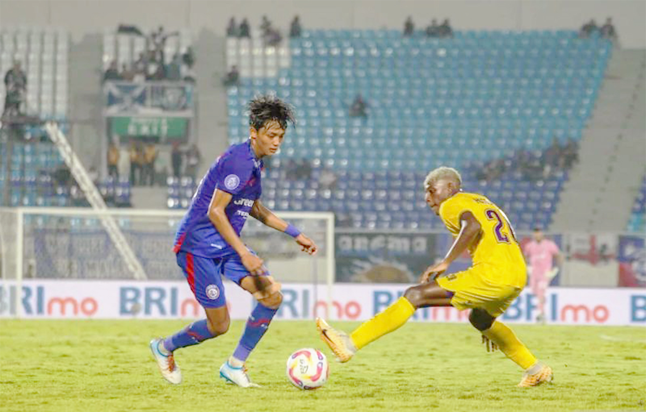 Badai Cedera Hantam Arema FC, Achmad Maulana Harus Jalani Operasi ACL