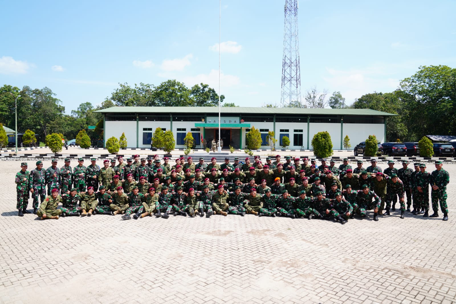 Super Garuda Shield 2025: Atraksi Airborne Operations Warnai Langit Baturaja