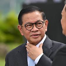 Tampilen Nyentrik, Kinerjanya Memukau: Hoho Alkaf, Kades Viral yang Ubah Dana Desa Jadi Aksi Nyata