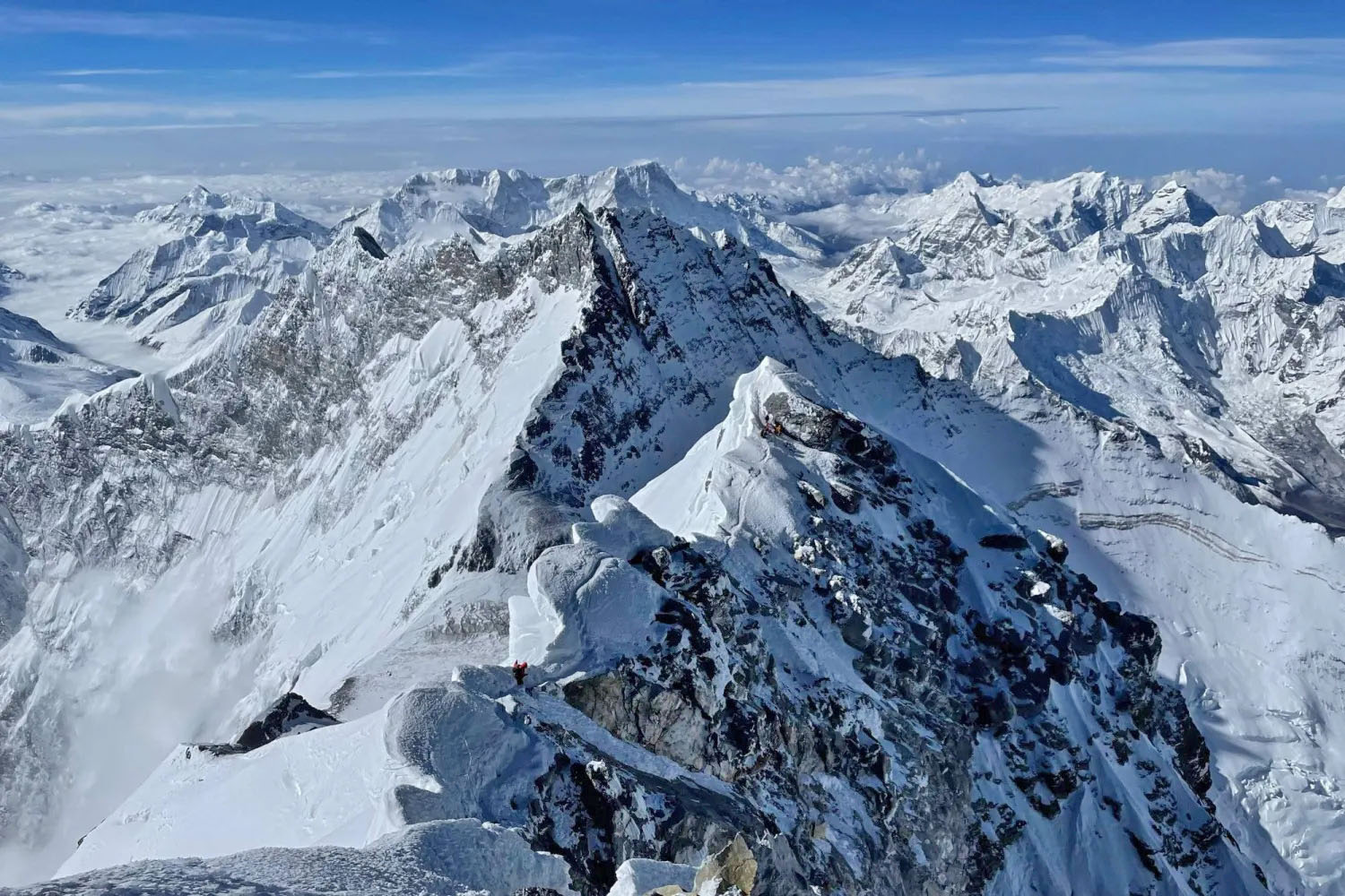 Badai Salju Hantam Himalaya, 1.000 Turis Terjebak