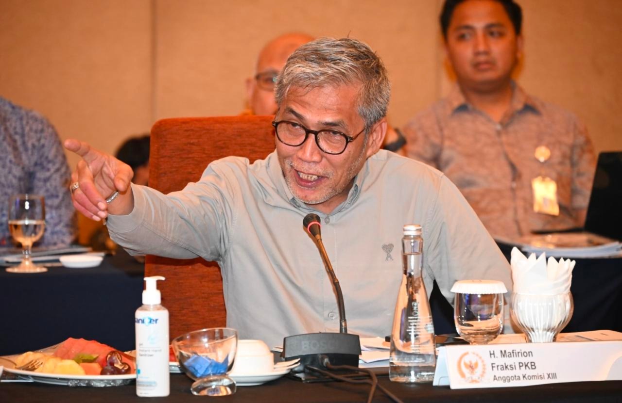 Mafirion Desak Pemerintah Tindak Tegas Industri Air Kemasan: Jangan ...