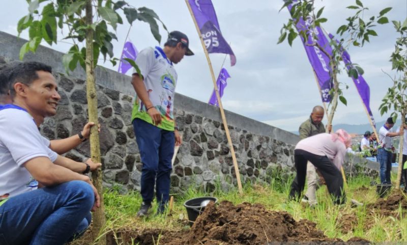 Mensos Tegaskan Soeharto, Gus Dur hingga Marsinah Layak Jadi Pahlawan