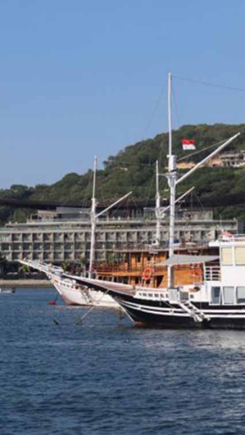 KSOP Labuan Bajo Imbau Kapal Wisata Waspadai Gelombang Tinggi