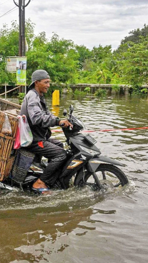 Waspada! Fenomena “Worm Moon” Picu Banjir di Kawasan Pesisir