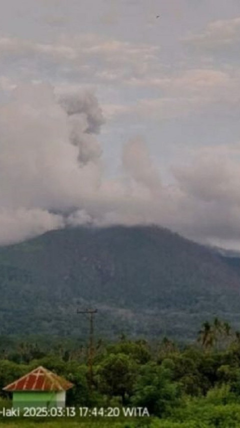 Gunung Lewotobi Laki-laki di Flotim Kembali Erupsi