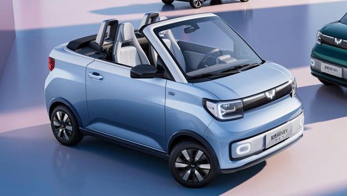 Wuling Mini EV Cabrio Meluncur, Mobil Listrik Mungil Atapnya Bisa Dibuka
