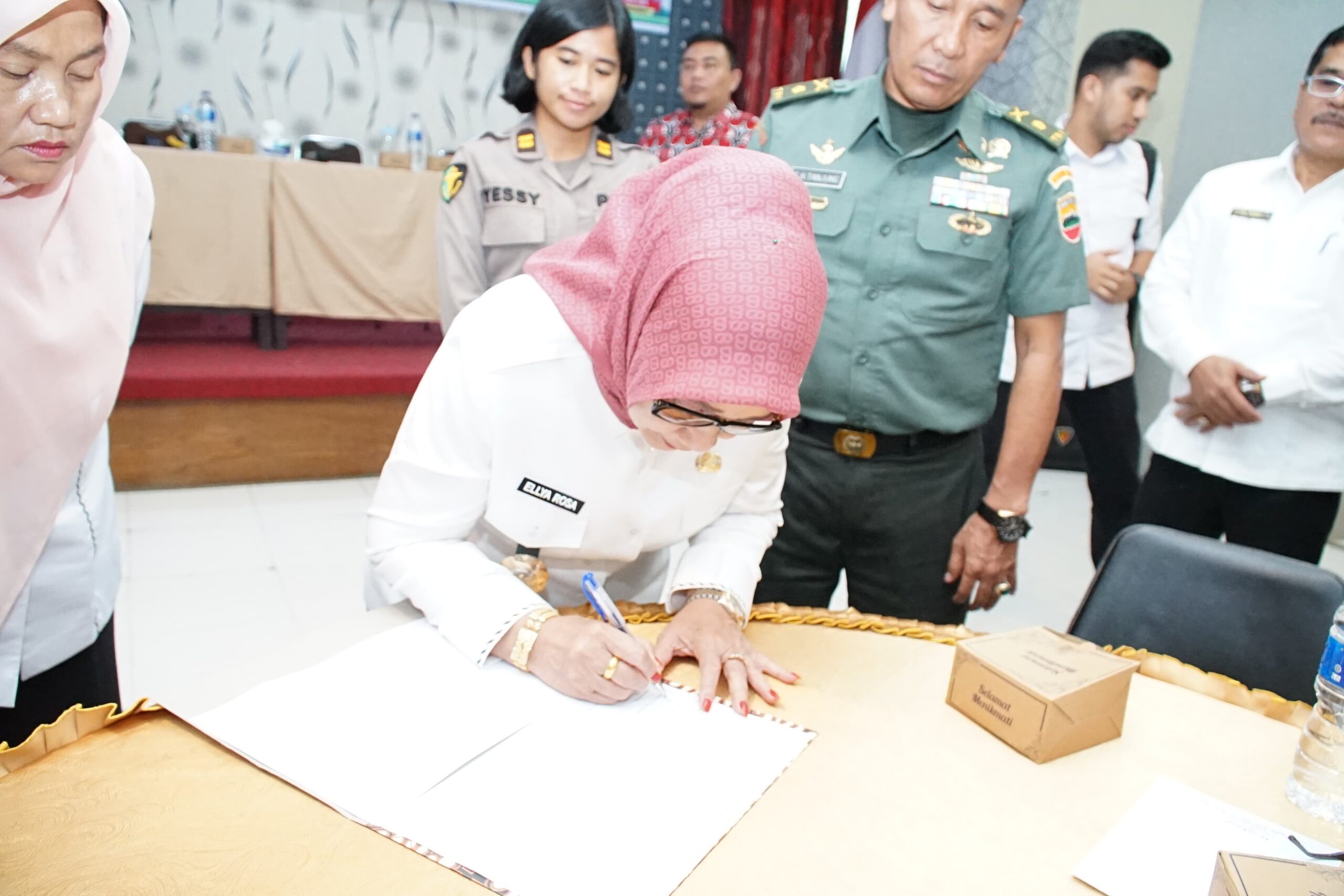 Plt. Bupati Tandatangani Komitmen Bersama Pencegahan dan Penanganan Stunting di Kabupaten ...