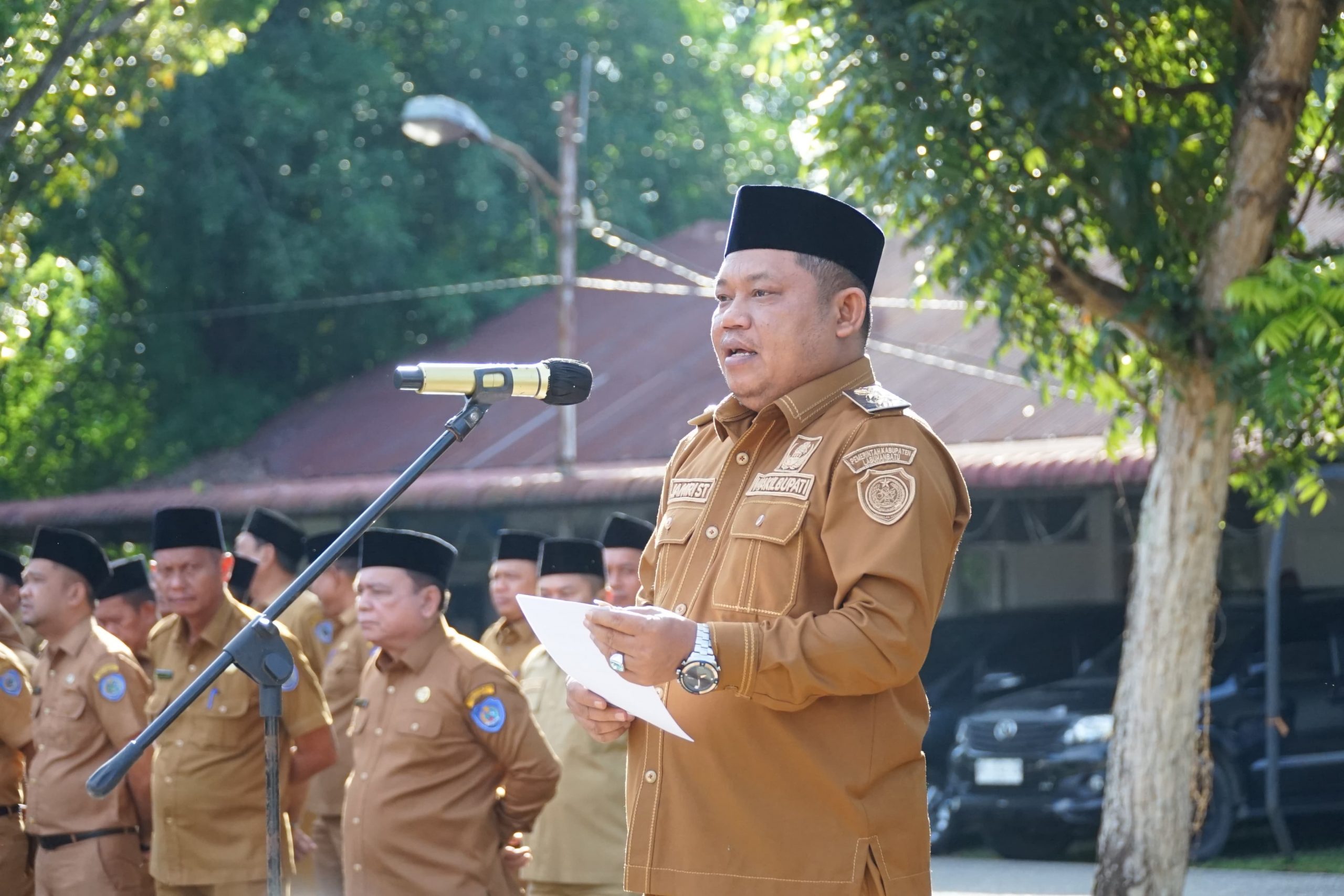 Pimpin Apel Pasca Libur Lebaran, Wabup Labuhanbatu: ” Minal Aidin Walfaizin, Mohon Maaf Lahir ...