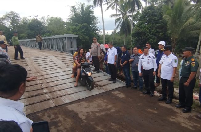 Jembatan Bailey Seleman Ulu Diresmikan, Bupati Joncik: Akses Warga Kini ...