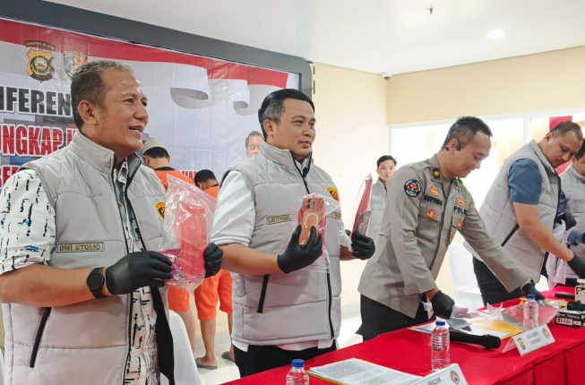 Polda Sumsel Bongkar Sindikat Suntik IMEI iPhone Inter di PS Mall ...