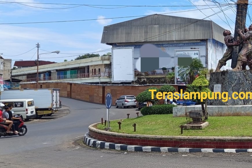Diduga Kurang Jeli Gunakan Aturan, Revitalisasi Pasar Dekon Lampung ...
